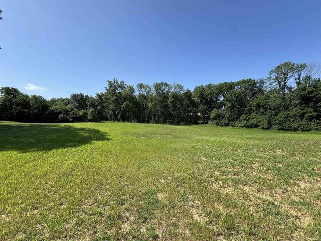 2000 Stierley Rd N, Wadesville, IN 47638