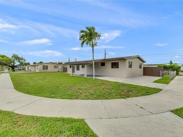 2000 SW 84th Ave, Miami, FL 33155