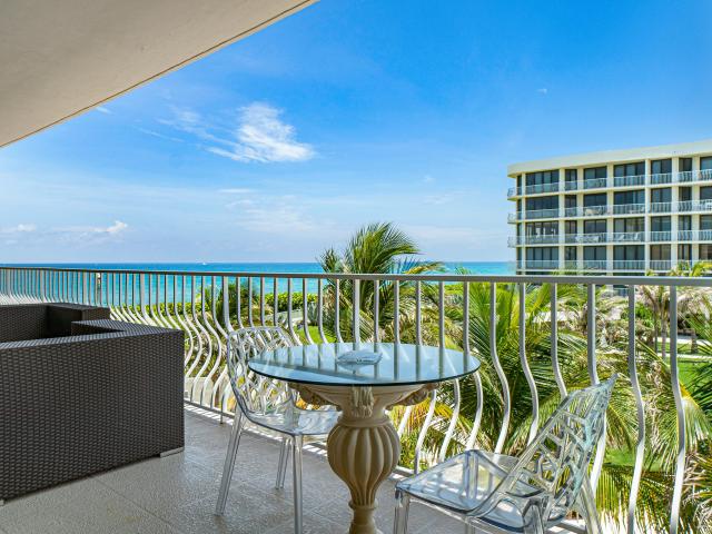 2000 S Ocean Blvd, Unit 208N, Palm Beach, FL 33480 | MLS #R11077