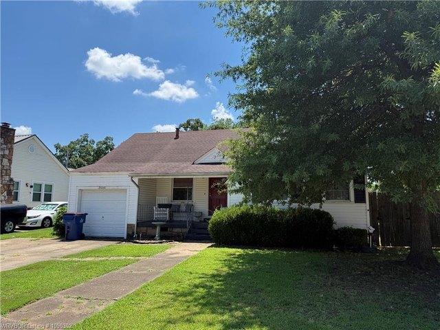 2000 S St, Fort Smith, AR 72901