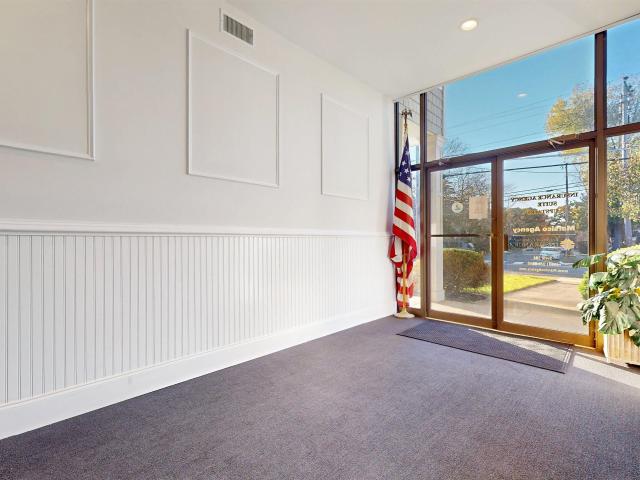 2000 Shore Road