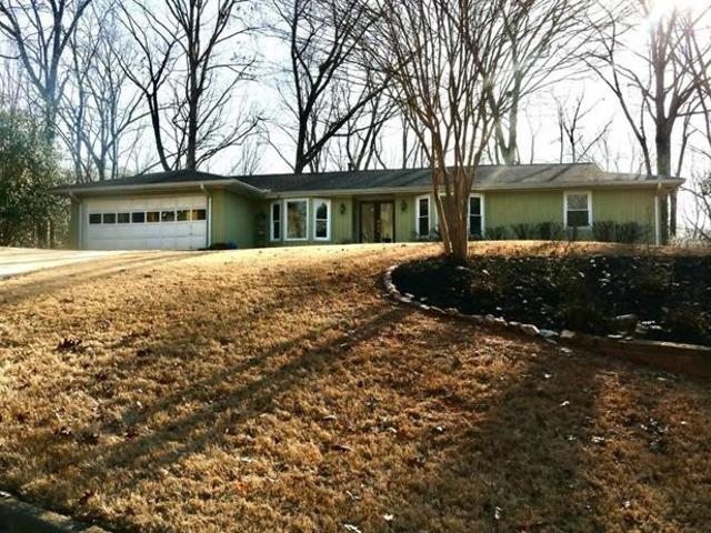 2000 Six Branches Dr, Roswell, GA 30076