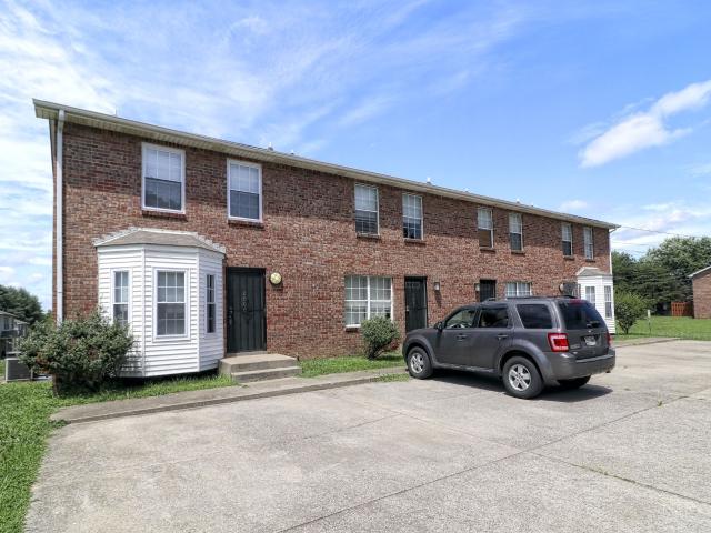 2000 Tynewood Dr, Clarksville, TN 37042 | Compass