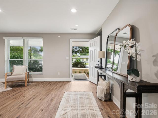 2000 Tyvola Road
