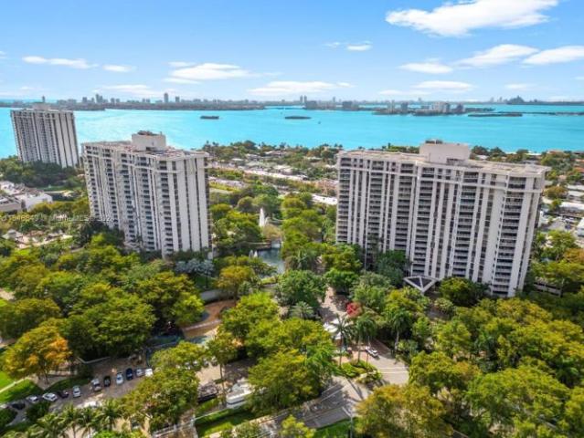 2000 Towerside Terrace #1506, Miami, FL 33138