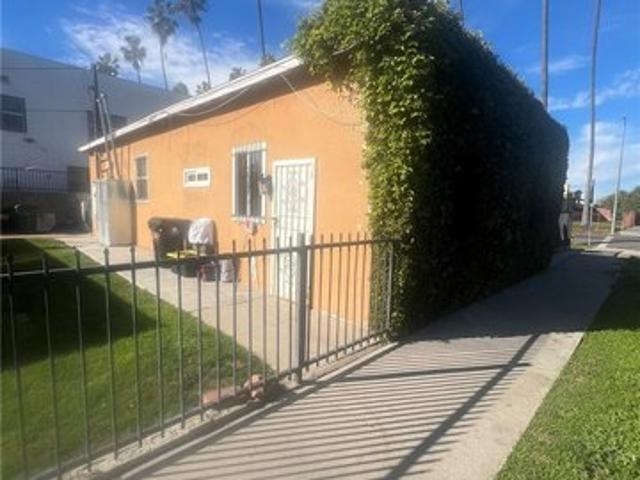 2000 W 54th St, Los Angeles, CA 90062