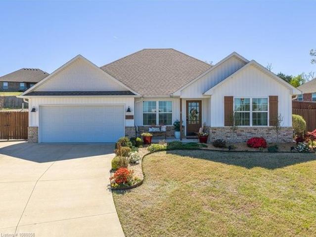 2000 Wisteria Ln, Van Buren, AR 72956