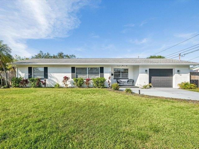 2000 57th St N, Saint Petersburg, FL 33710