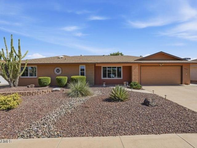 20013 N Willow Creek Cir, Sun City, AZ 85373