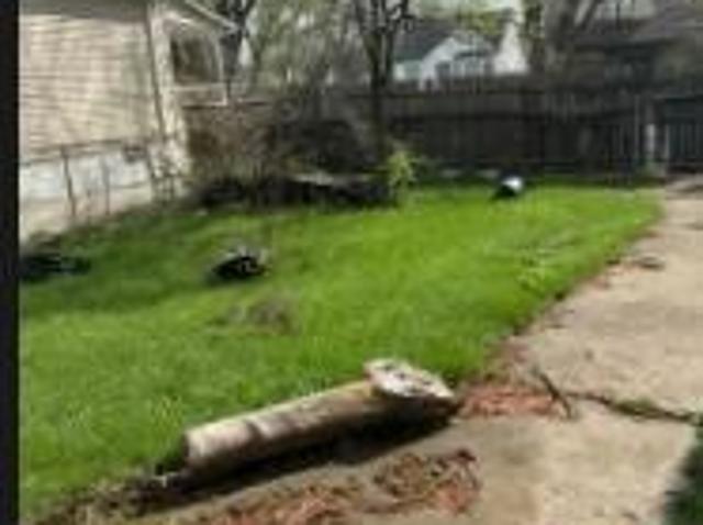 20017 Hawthorne Street