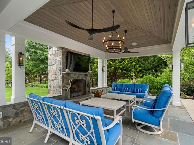 20016 Belle Chase Drive
