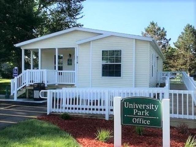 2001 Monks Ave, Mankato, MN 56001