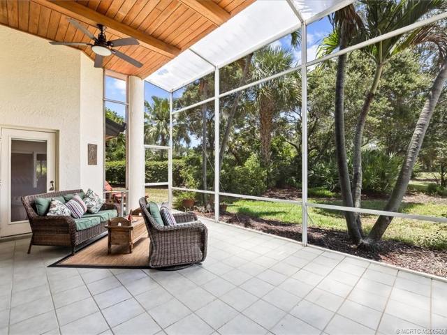2001 NW Laurel Oak Ln, Palm City, FL 34990 | MLS #M20056