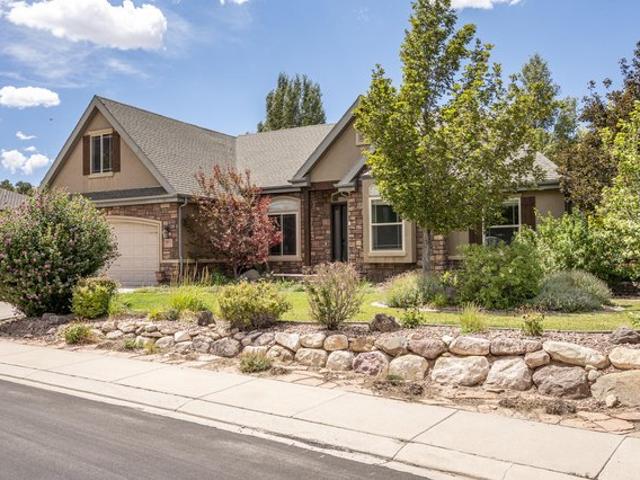 2001 N Ashdown Forest Rd, Cedar City, UT 84721