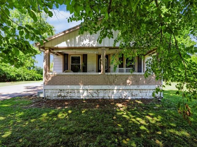 2001 N Irwin St, Indianapolis, IN 46219