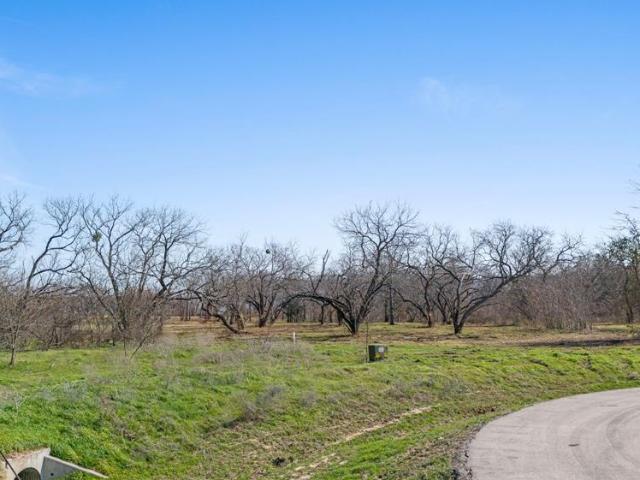 2001 N Seven Points Blvd, Kemp, TX 75143 | MLS #21198