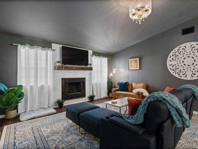 2001 North 61st Avenue 2 Bedroom Apartment for Rent at 2001 N 61st Ave #1354817P, Myrtle Grove, FL 32506 Parish Heights