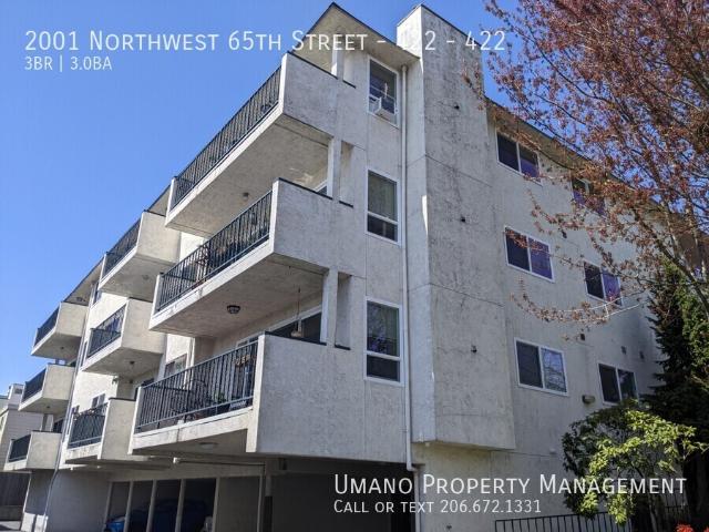 2001 Northwest 65th Street 422, 3 beds, 3 full baths