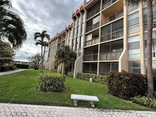 2001 Atlantic Shores Blvd Apt 104, Hallandale Beach, FL 33009