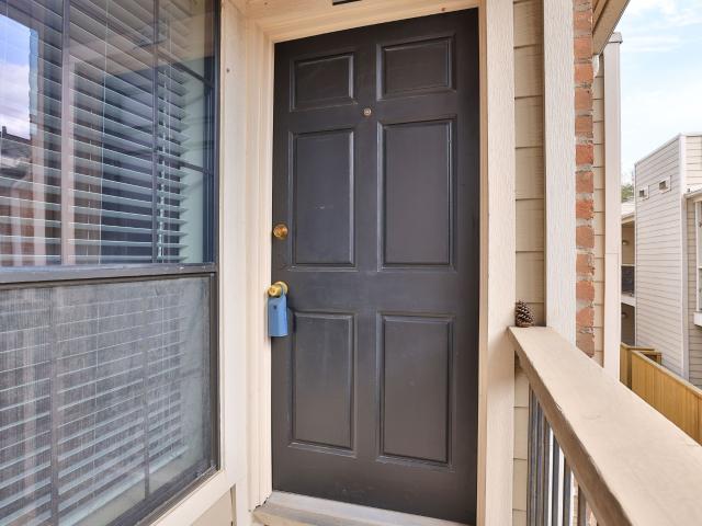 2001 Bering Dr, Unit 2F, Houston, TX 77057 | MLS #23554