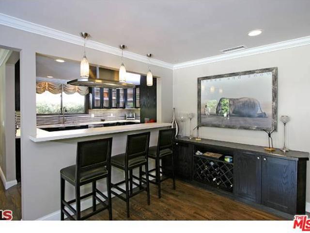 2001 coldwater canyon drive