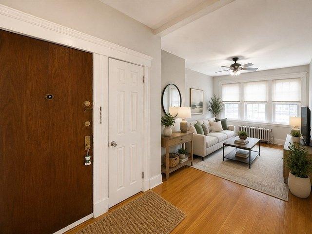 2001 Commonwealth Ave Apt 32, Boston, MA 02135
