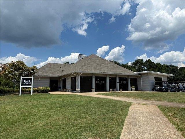 2001 Country Club Rd, Lanett, AL 36863