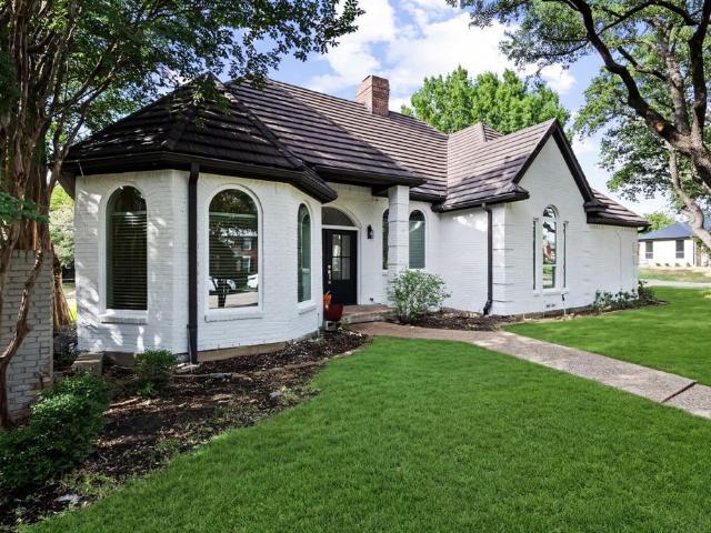2001 Crockett Court