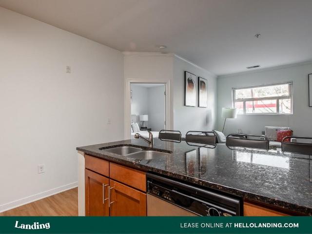 2001 E Broad St 2 Bedroom Apartment for Rent at 2001 E Broad St, Richmond, VA 23223 Shockoe Bottom