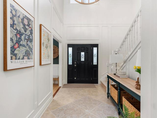 2001 Fullerton Drive