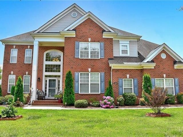 2001 Fieldstone Ln, Suffolk, VA 23434