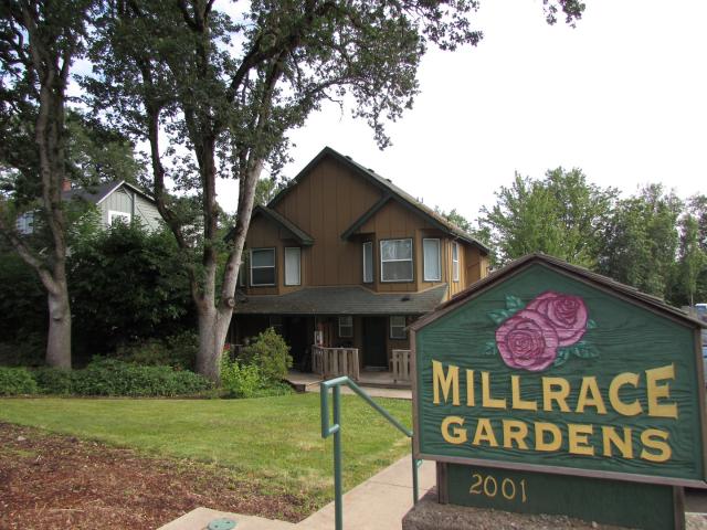 2001 Garden Ave