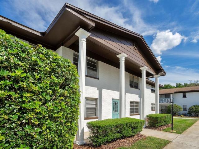 2001 Glenridge Way, 2 beds, 1 full bath