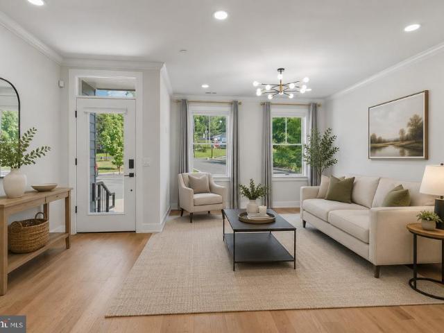 2001 Hyview Terrace