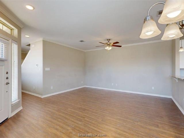 2001 Harvey Mitchell Pkwy S, College Station, TX 77840 | MLS #26003