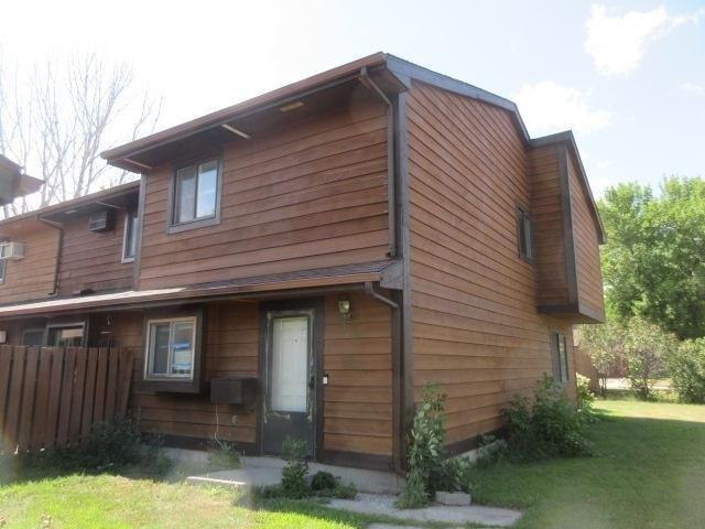 2001 Park Blvd S, Fargo, ND 58103