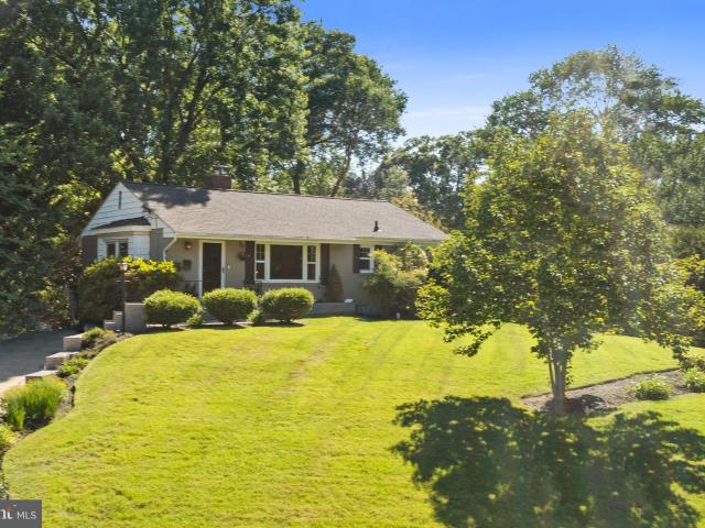 2001 Paul Spring Pkwy, Alexandria, VA 22308 | MLS #VAFX2292