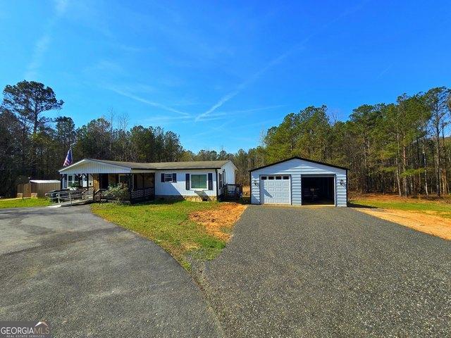 2001 Rocky Creek Rd, Mansfield, GA 30055