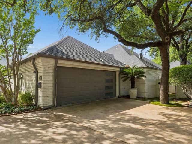 2001 St Charles Pl, Fort Worth, TX 76107 | MLS #21231 | Compass