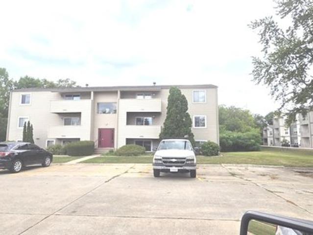 2001 S Mattis Ave Apt E, Champaign, IL 61821