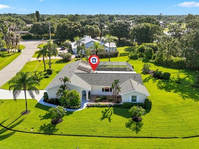 2001 SE Allamanda Dr, Port Saint Lucie, FL 34952