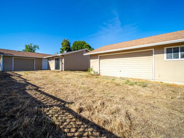2001 Spruce Circle