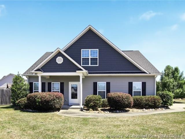 2001 Tinman Dr, Fayetteville, NC 28314