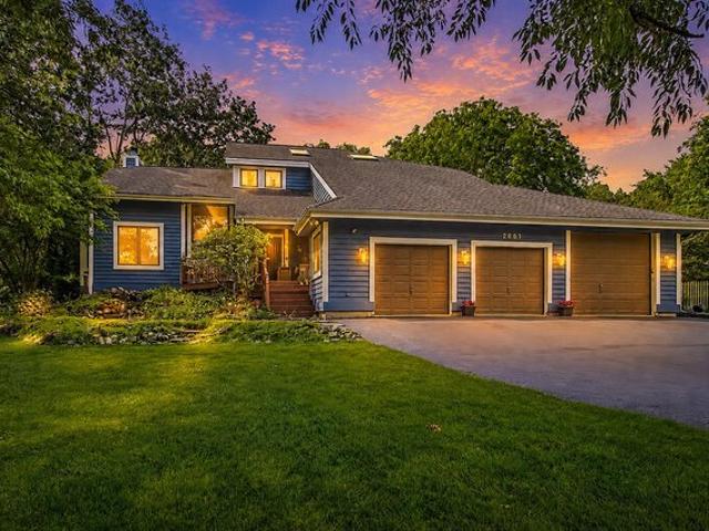 2001 Villanova Dr, Johnsburg, IL 60051