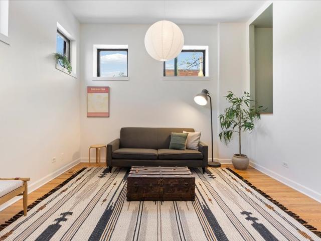 2001 W Ohio Street # 1N