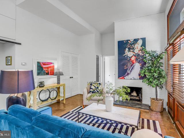 2001 16th St NW, Unit 105, Washington, DC 20009 | MLS #DCDC2258