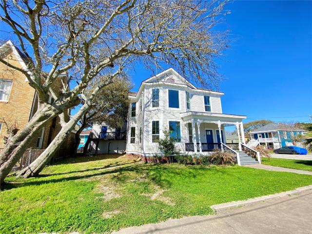 2001 29th St, Unit REAR, Galveston, TX 77550 | MLS #12839 | Compass