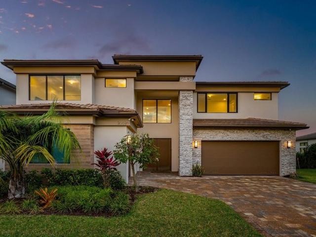 20028 Pacific Dunes Dr, Boca Raton, FL 33434