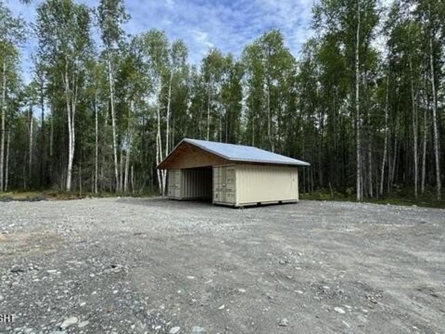 20029 E Tackle Ave, Willow, AK 99688