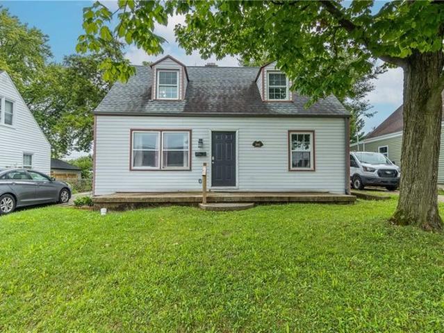 2002 Malcom Dr, Dayton, OH 45420